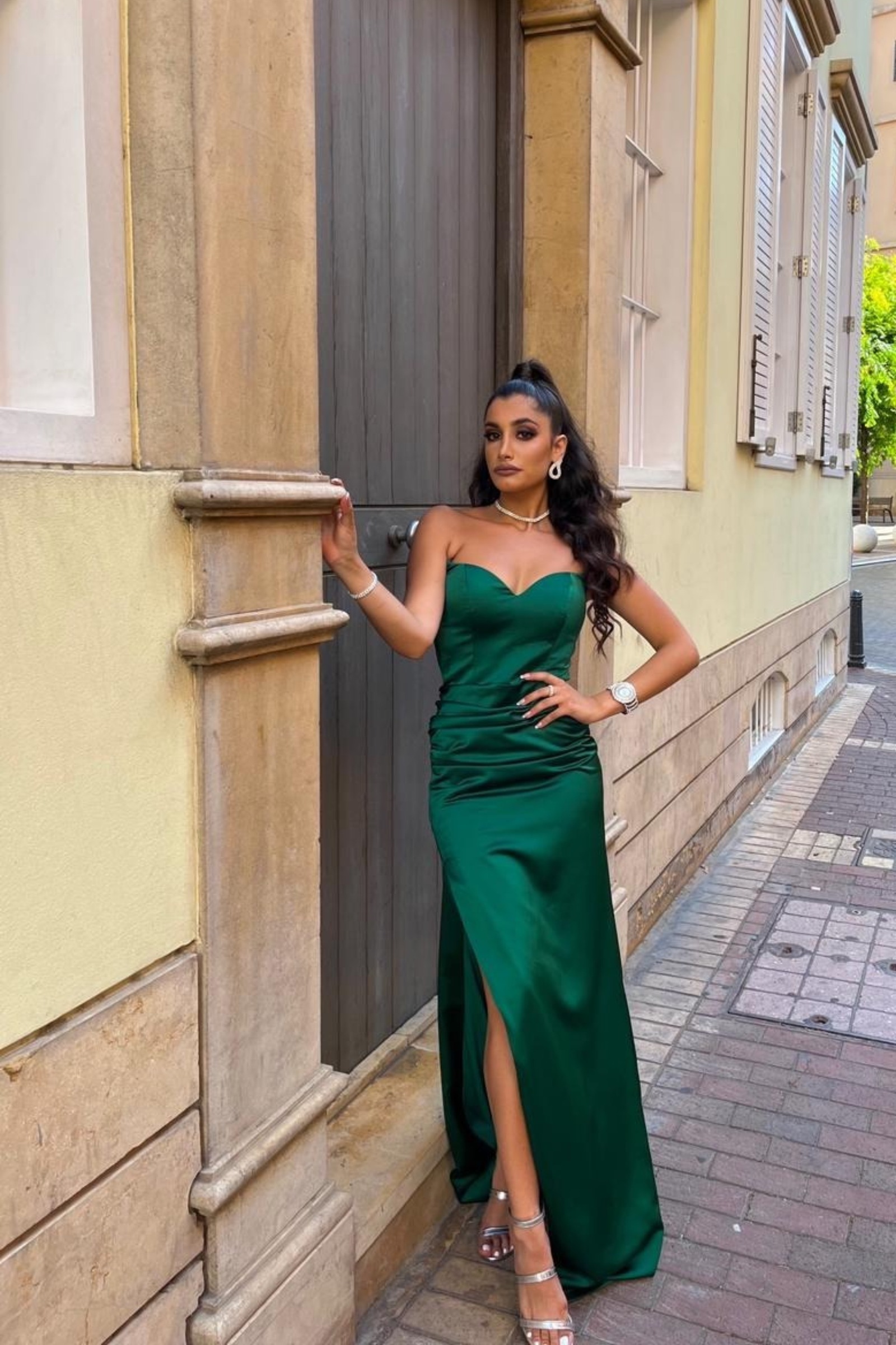 Rent Dresses & Jackets by Top Designers in Lebanon - Designer-24