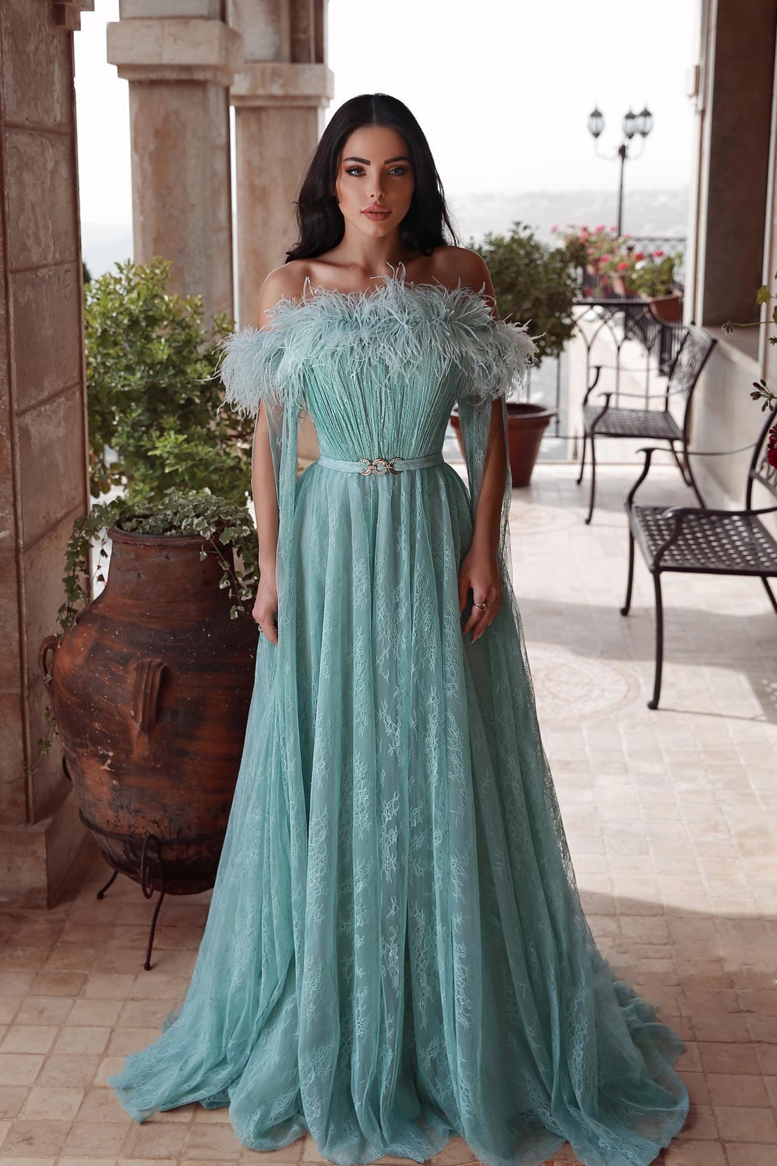Rent CATWALK COUTURE Flowy Lace Feather Dress in Dubai - Designer 24