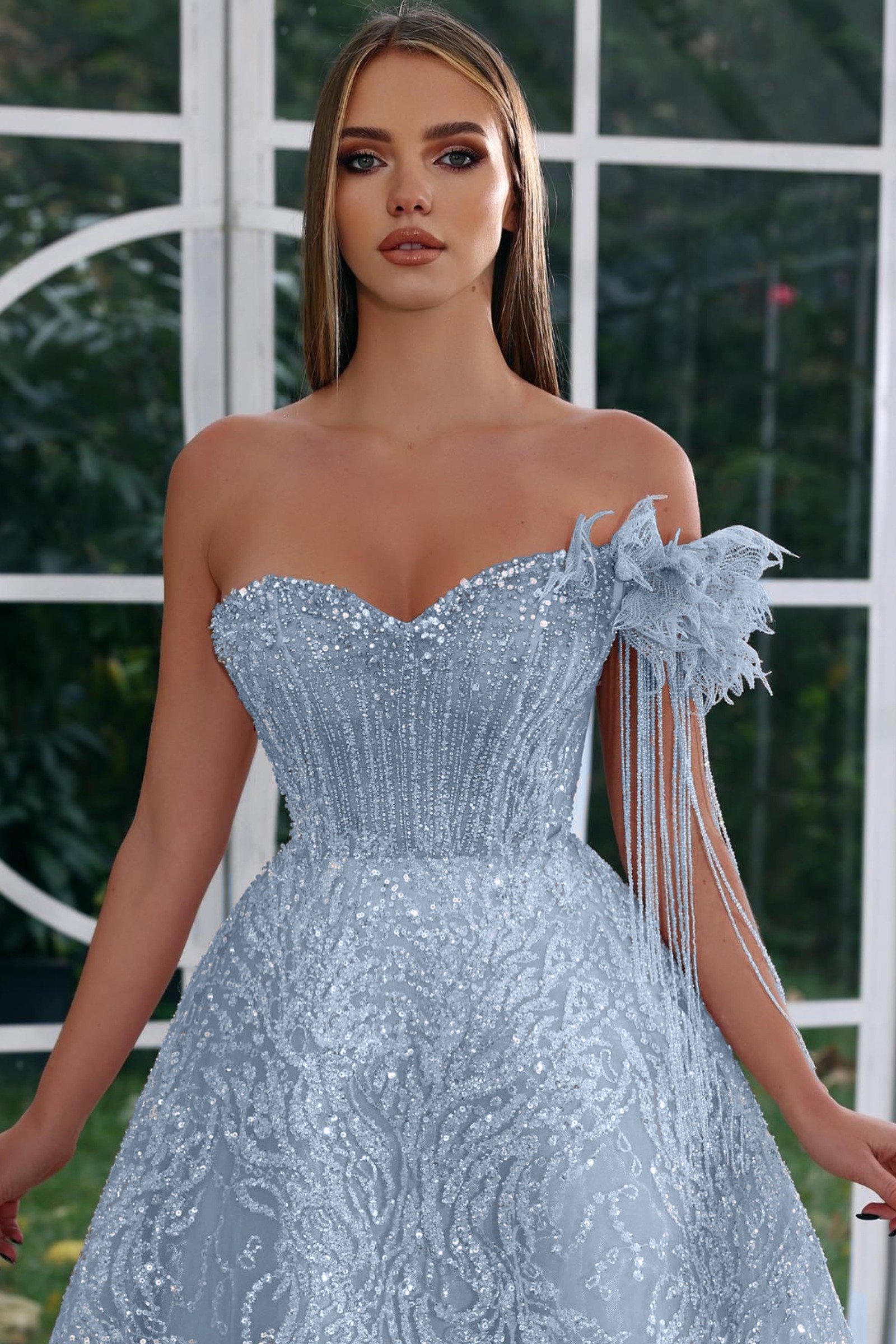 Rent catwalk couture Dresses, Bags & Accessories - Designer-24