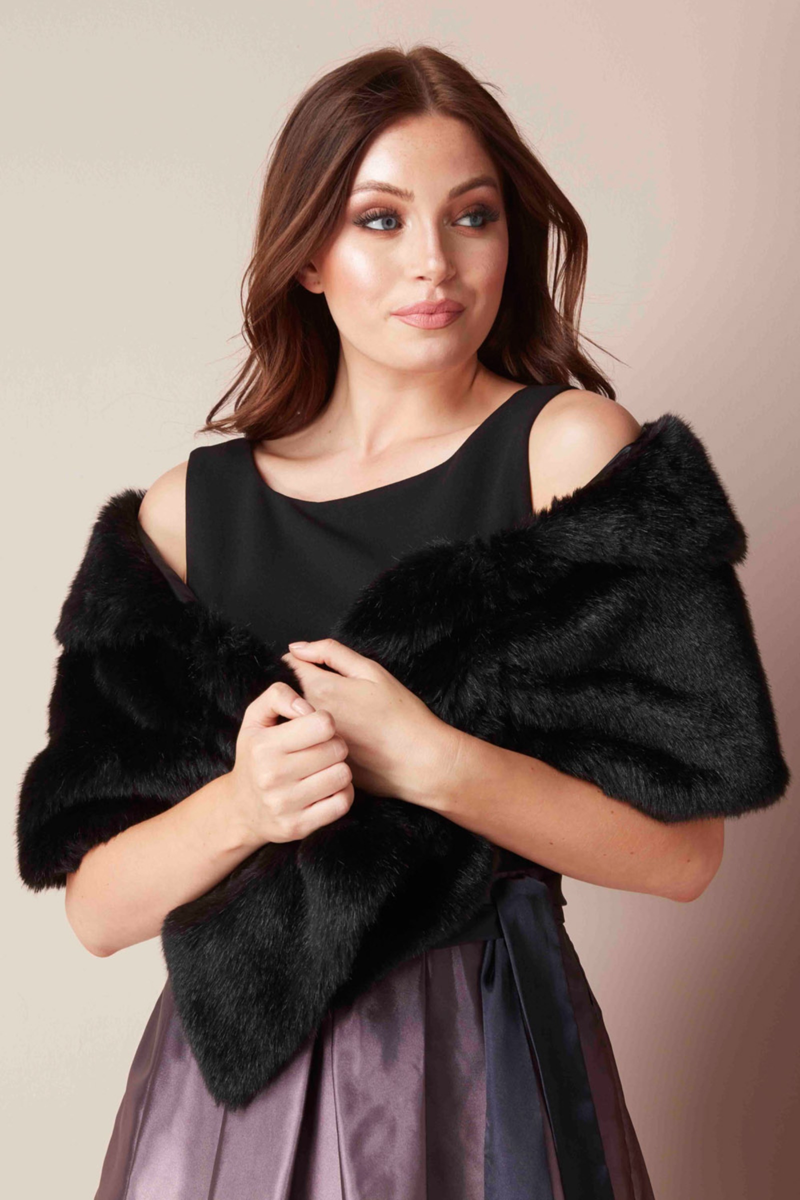 Rent designer 24 Dresses, Bags & Accessories - Designer-24