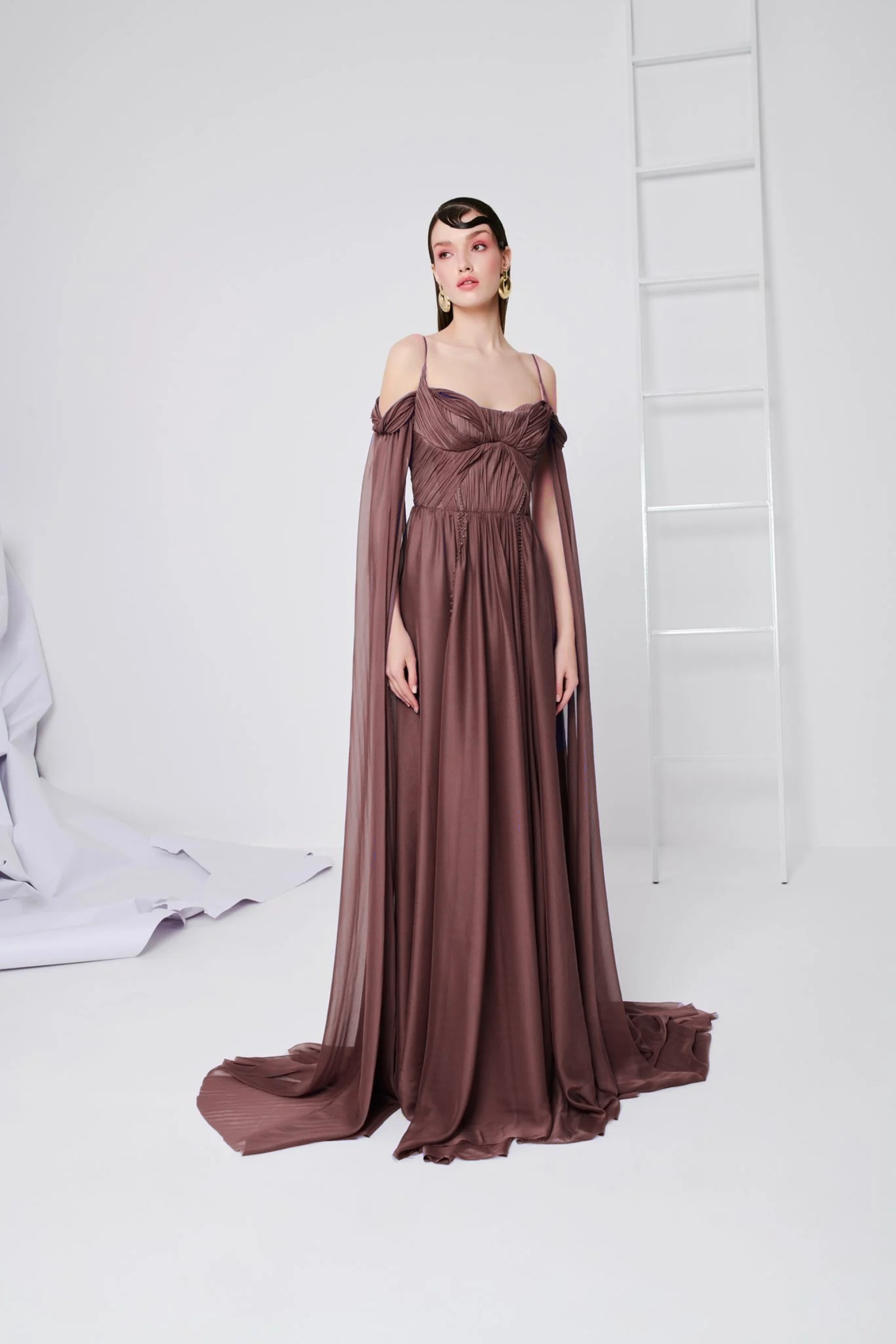 Rent wedding guest Dresses, Bags & Accessories - Designer-24