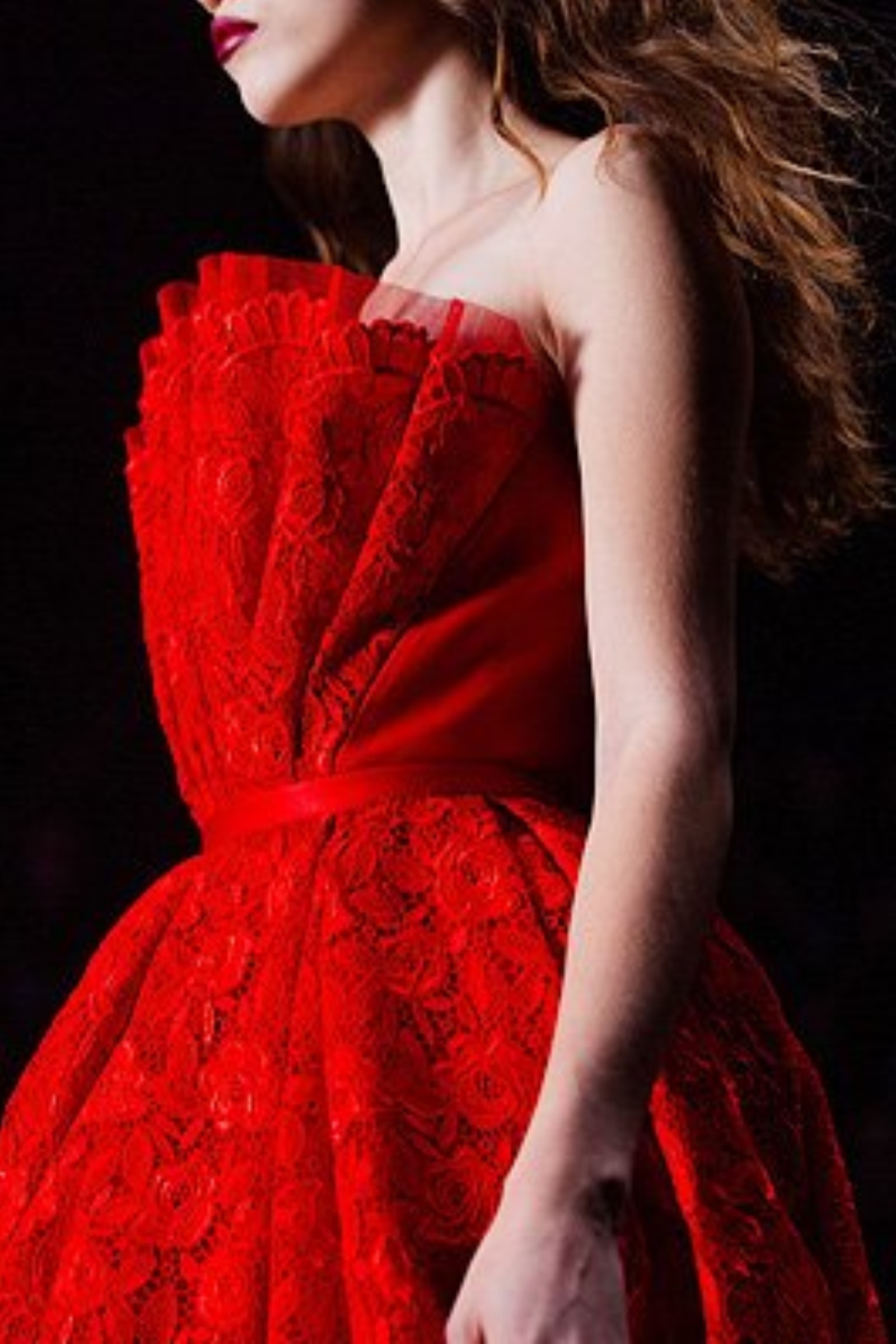 Rent ESTER ABNER Flowy Lace Strapless Dress in Dubai - Designer 24