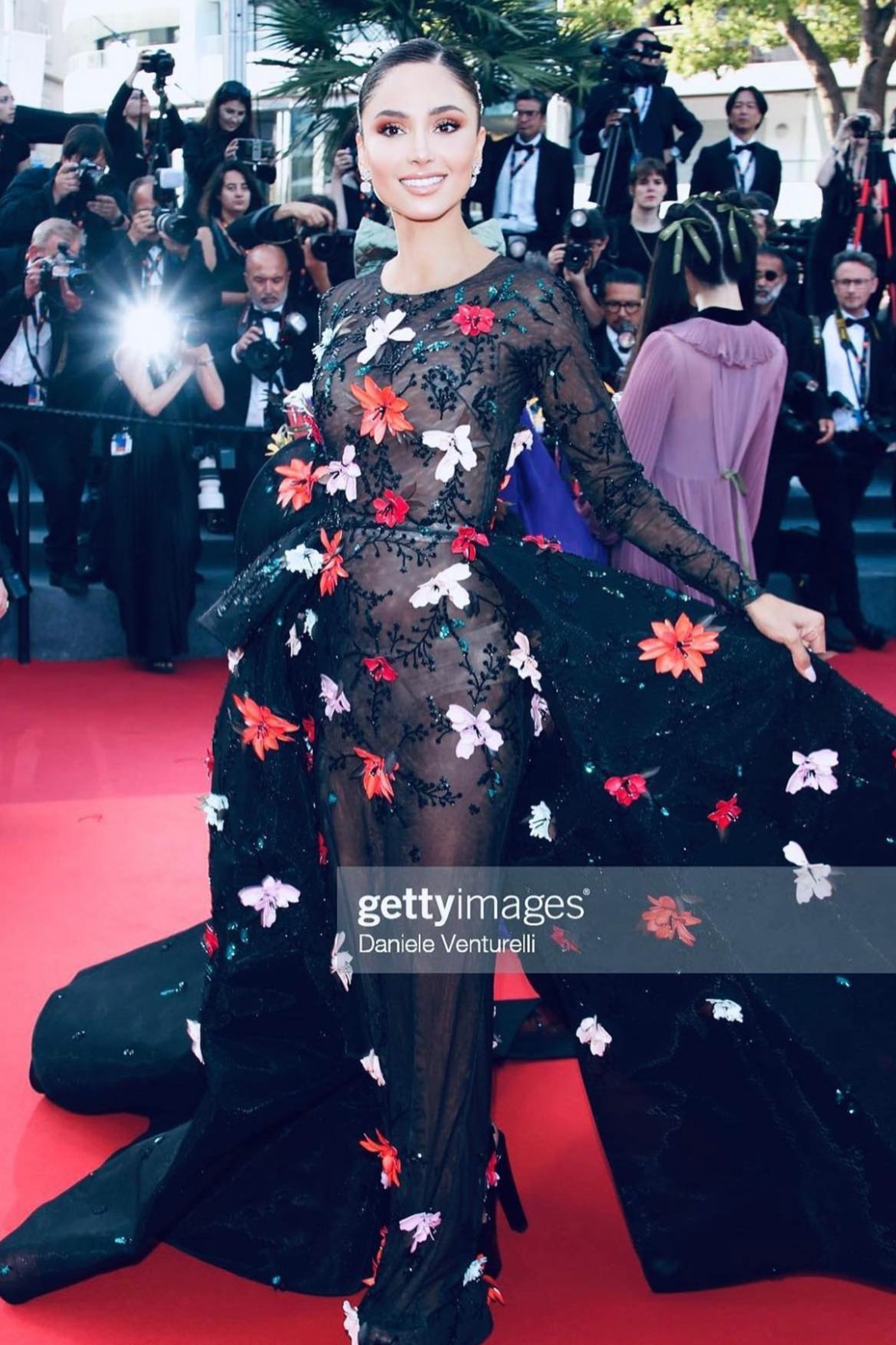 Rent khaled-marwan-maison-de-couture Dresses, Bags & Accessories ...