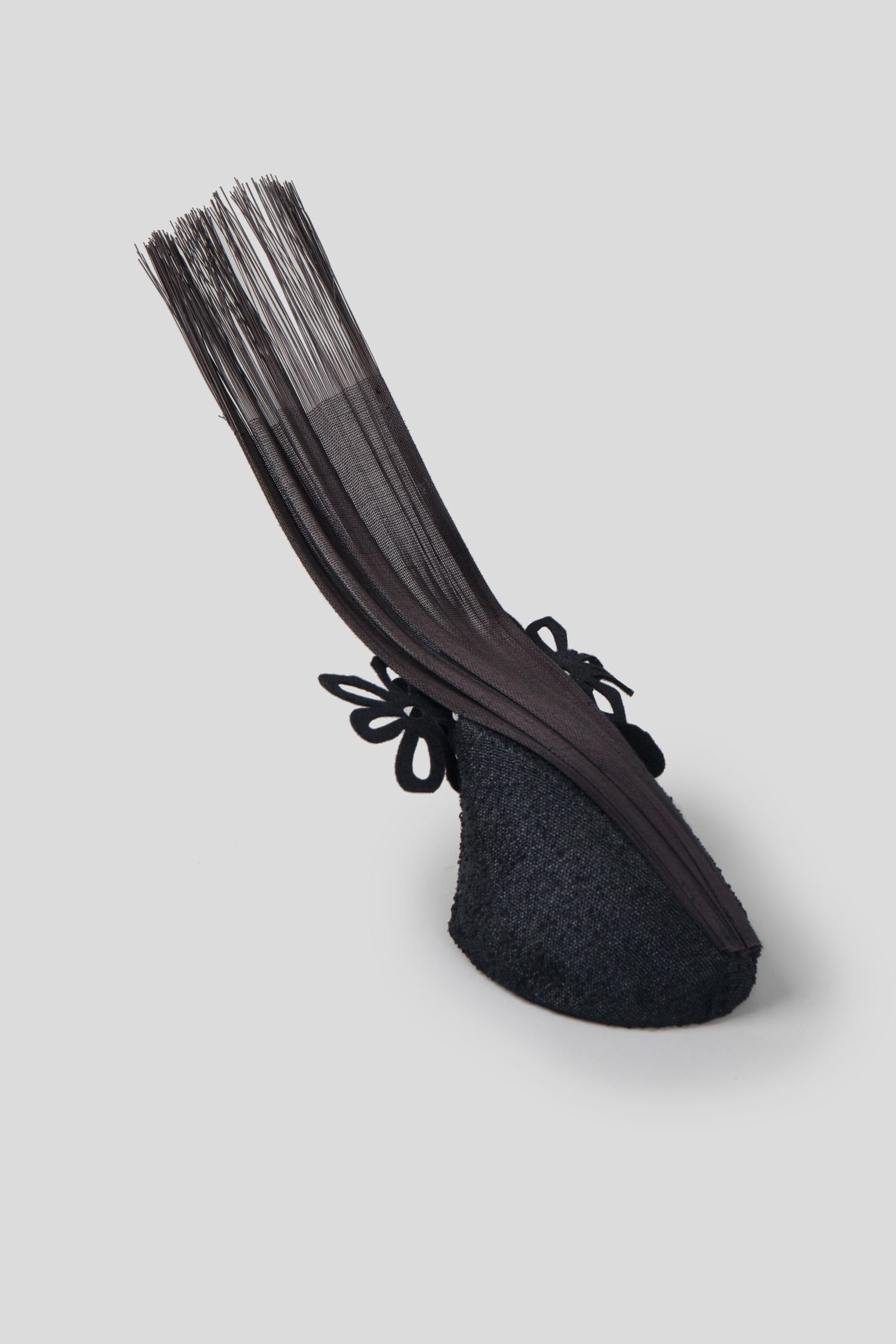 Rent hats by Top Designers in Dubai - Designer-24