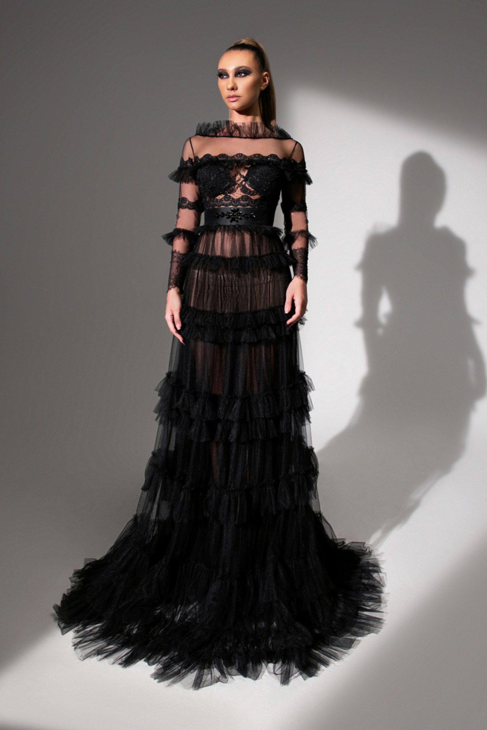 Rent khaled marwan maison de couture Dresses, Bags & Accessories ...