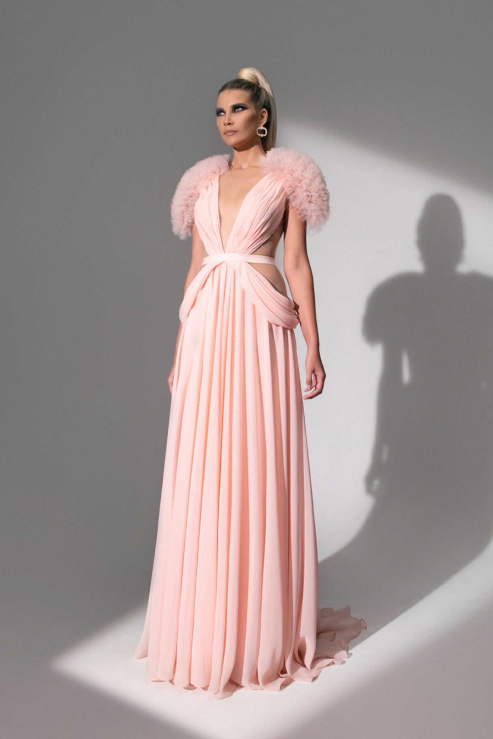 Rent khaled marwan maison de couture Dresses, Bags & Accessories ...