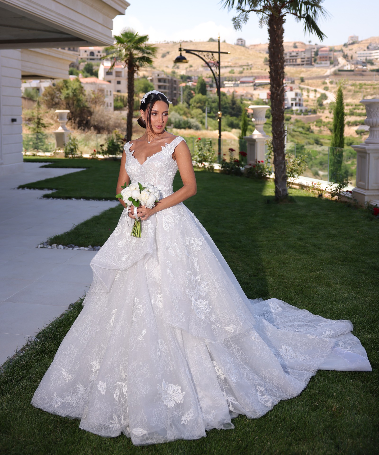 Rent bridal by Top Designers in Lebanon - Designer-24