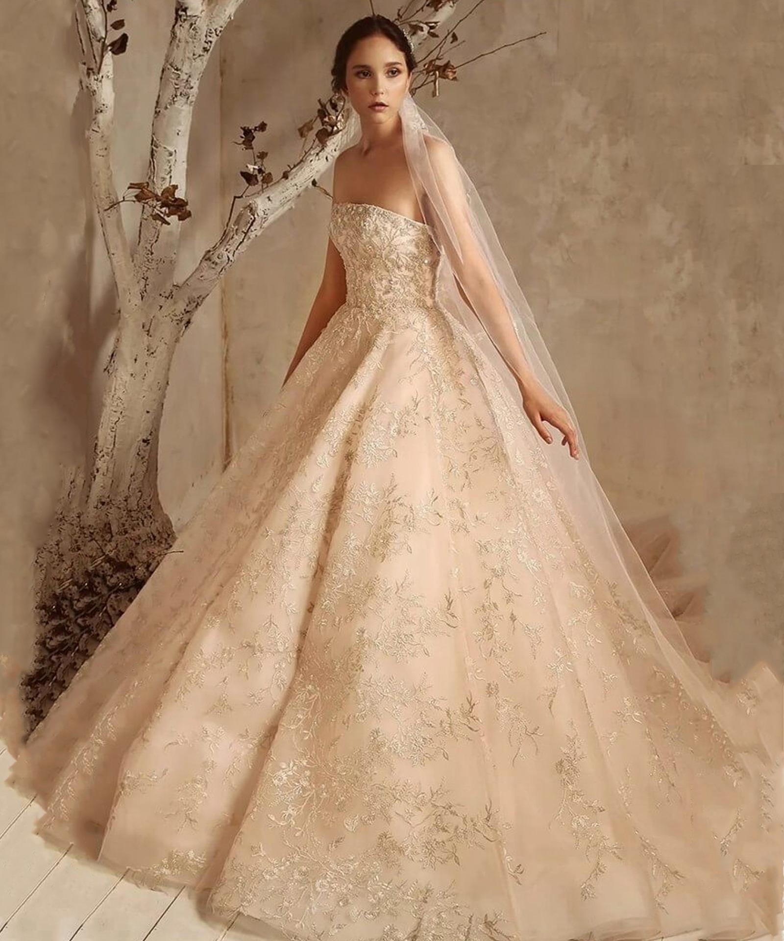 Rent bridal by Top Designers in Lebanon - Designer-24