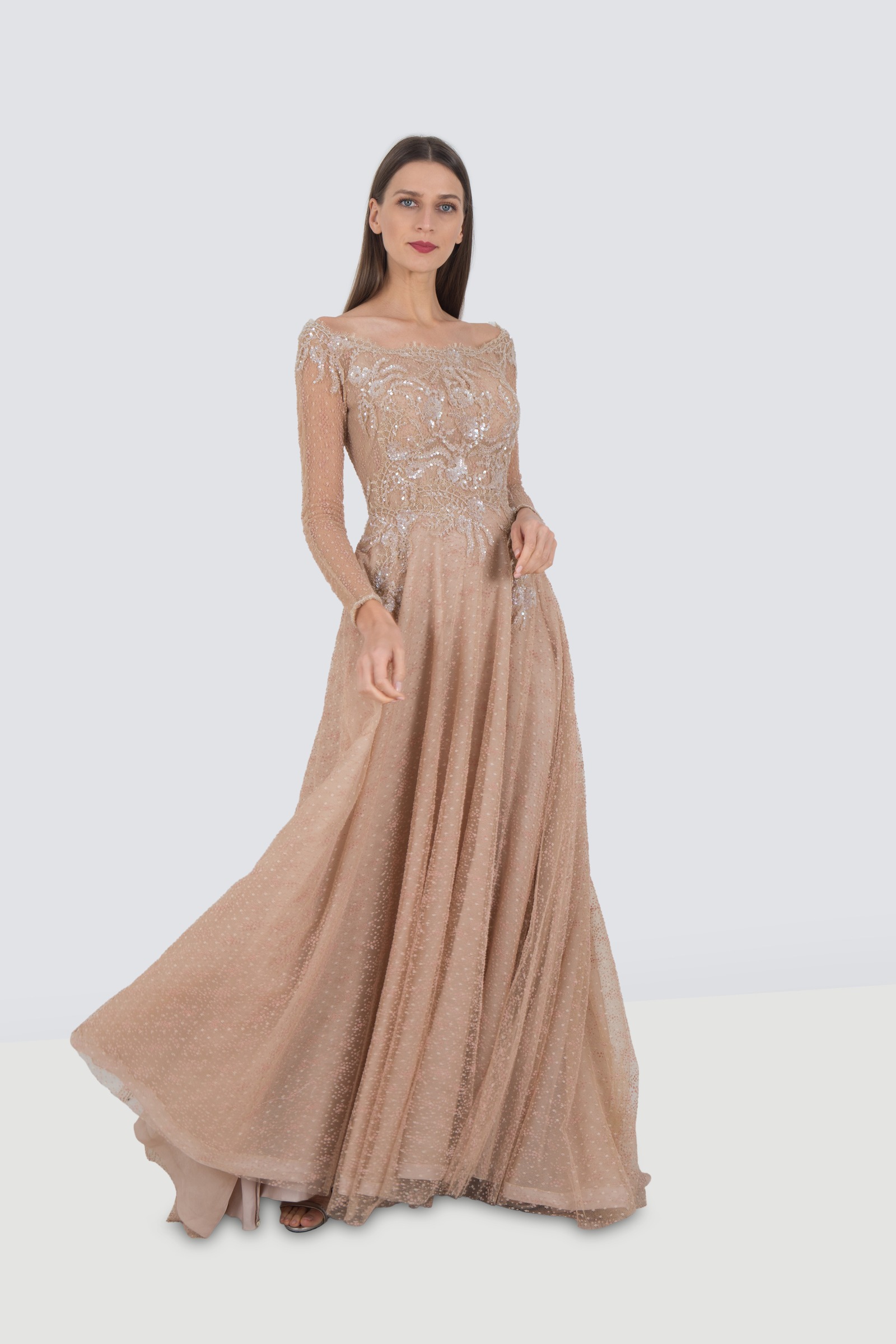 Rent dresses by Top Designers in Dubai - Designer-24